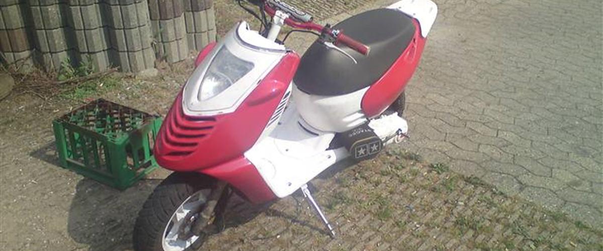 Aprilia sonic Stage6 AC - 2003 - der er flere billeder i mine ...