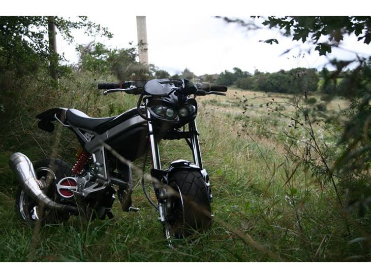 Suzuki Street Magic (Solgt) - 2003 - den har været toltalt skilt a...