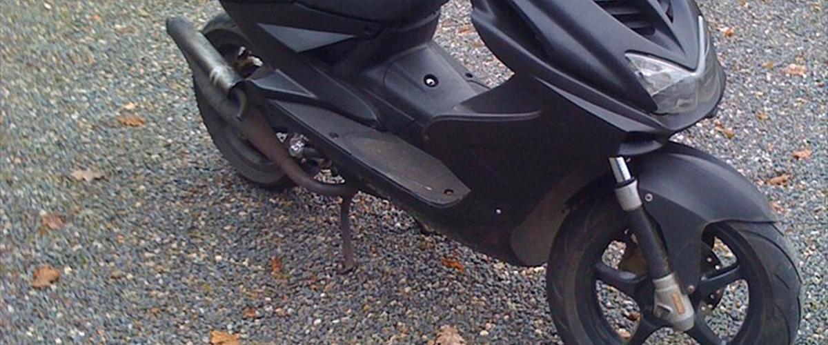 Yamaha Aerox byttet til ny jog r - 2002 - den blev byttet til en rød jo...