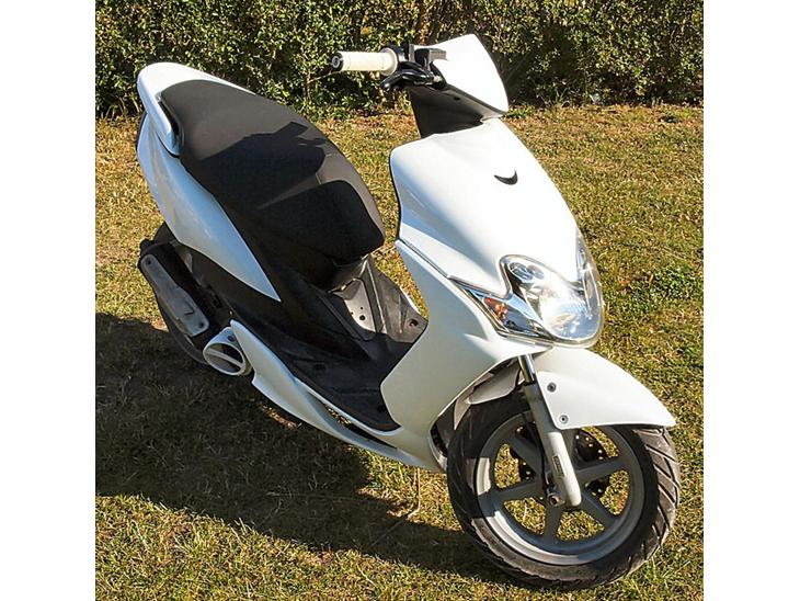 Yamaha jog r - 2004 - scooteren har lige fået skift...