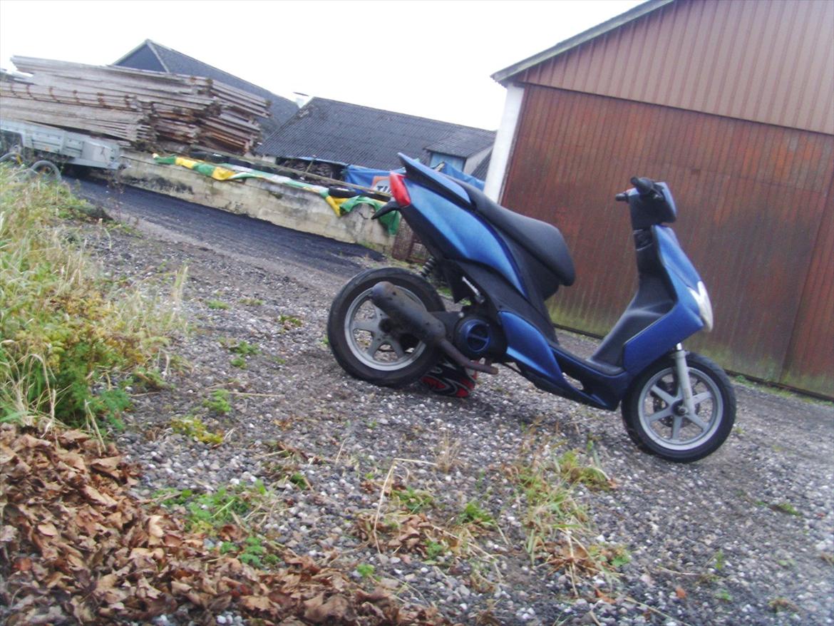 Yamaha jog r //SOLGT// - Billeder af scootere - Uploaded af ...