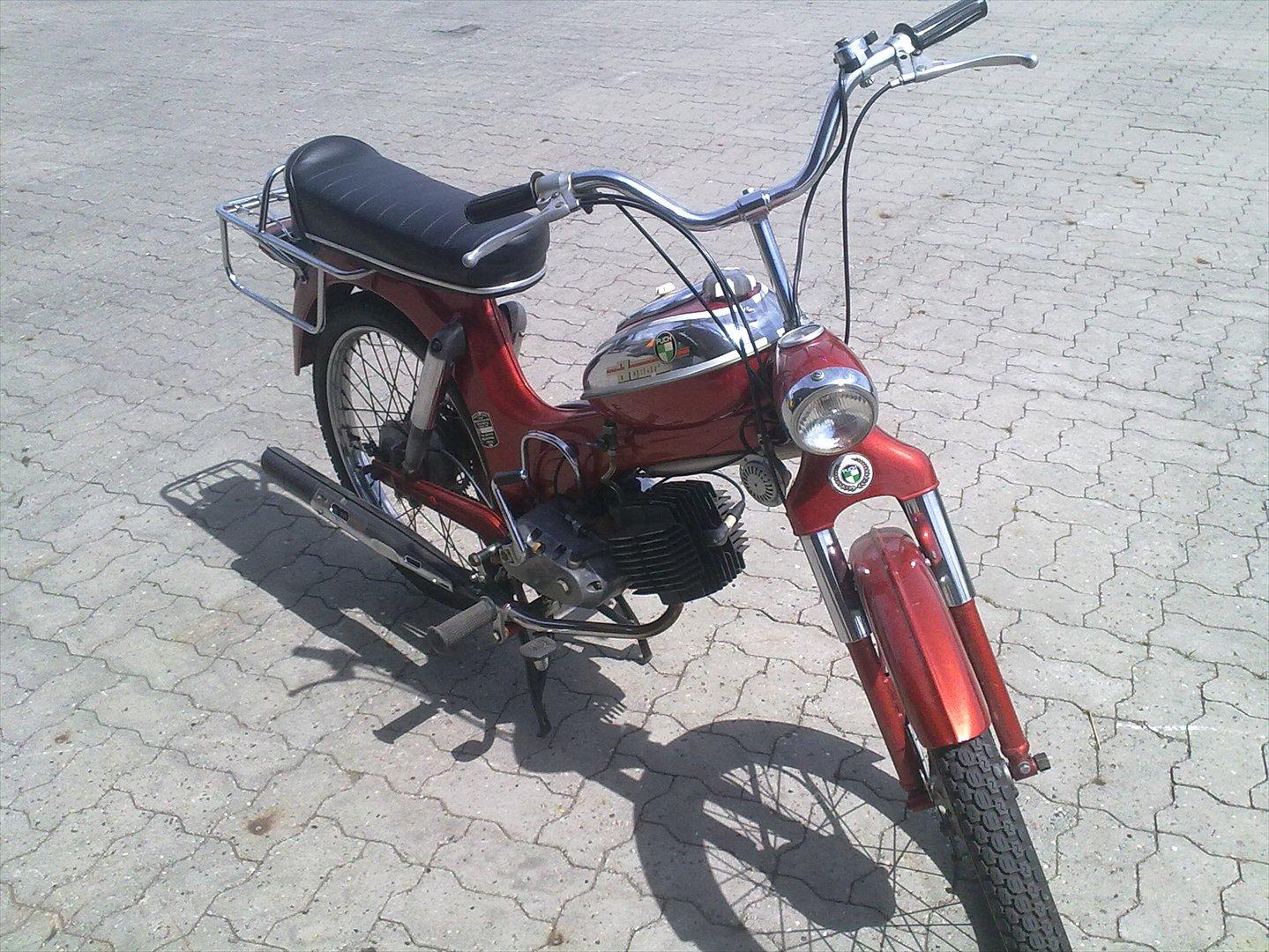 Puch Ms 50 3 gear - 1973 - Fin gammel knaller den står s...