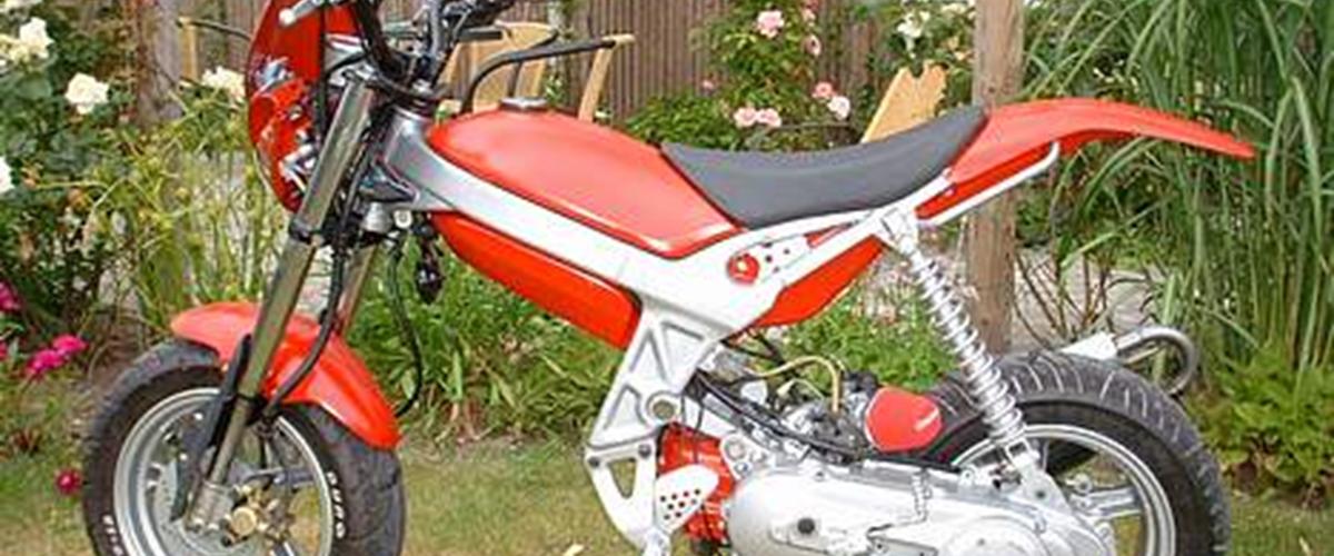 Suzuki Street Magic [ Solgt ] - 2002 - Kontakt på 28 35 34 30