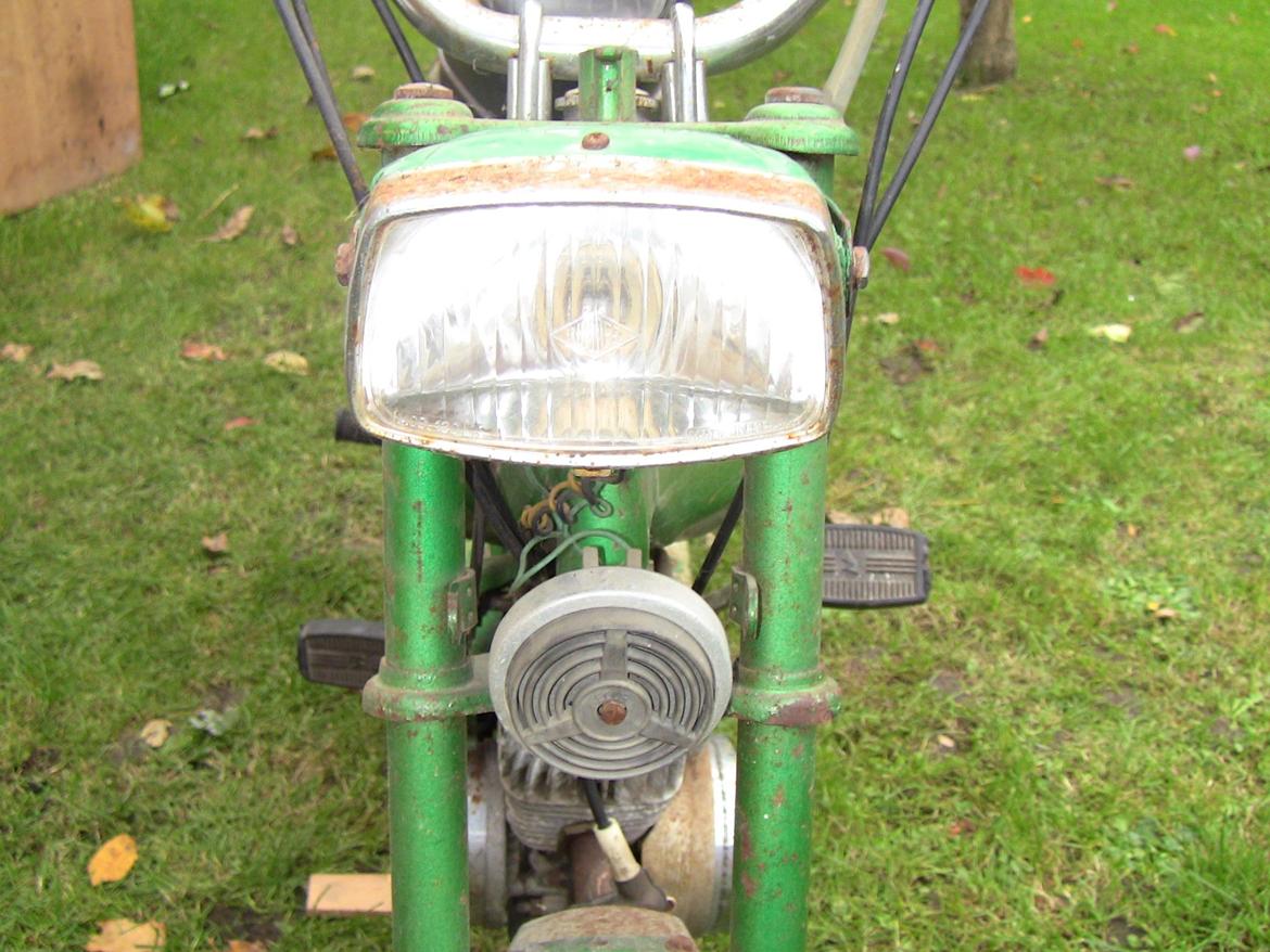 Motobecane mobylette av-51 ciudad - Billeder af scootere - Uploaded af ...