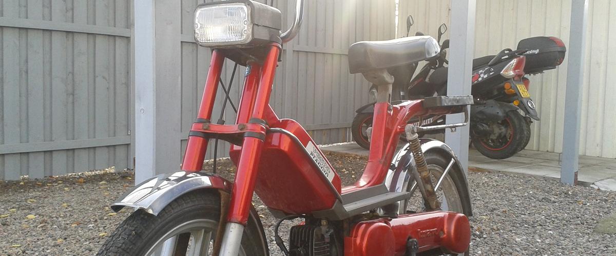 Piaggio Vespa Bravo ''sommerkværnen'' - 1996 - Starter og kører rigtig ...