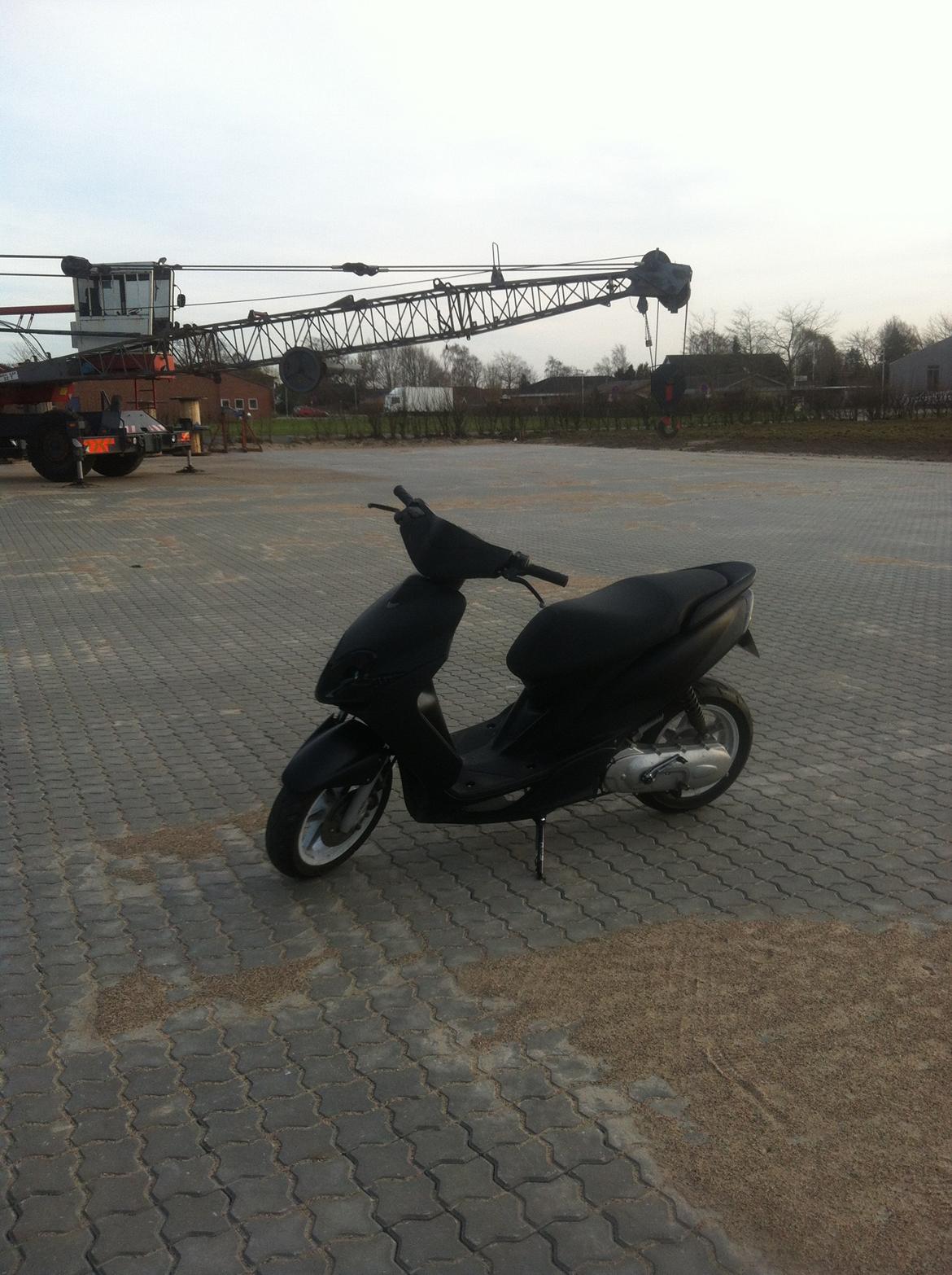 Yamaha Jog R ''Sorte Svin'' - Billeder af scootere - Uploaded af ...