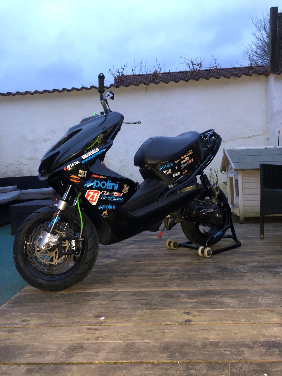 Yamaha Aerox Malossi MHR 70ccm - Billeder af scootere - Uploaded af ...