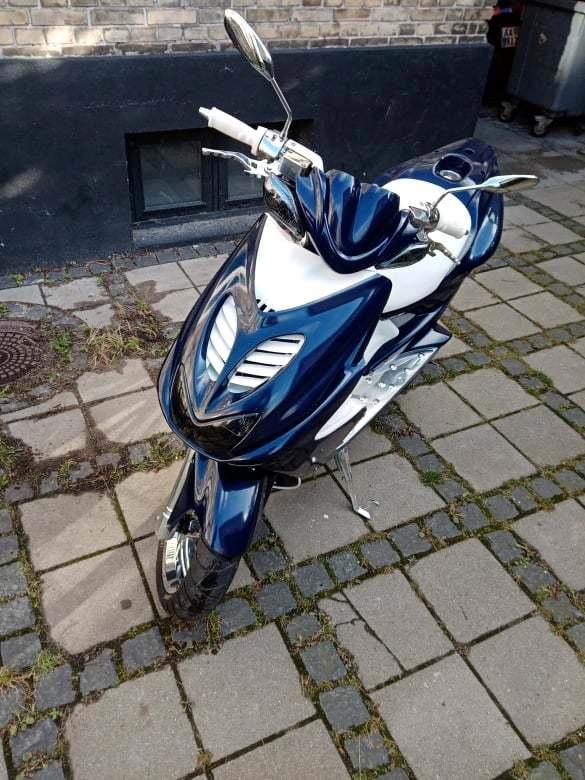 Yamaha Aerox - Billeder af scootere - Uploaded af J Dealer