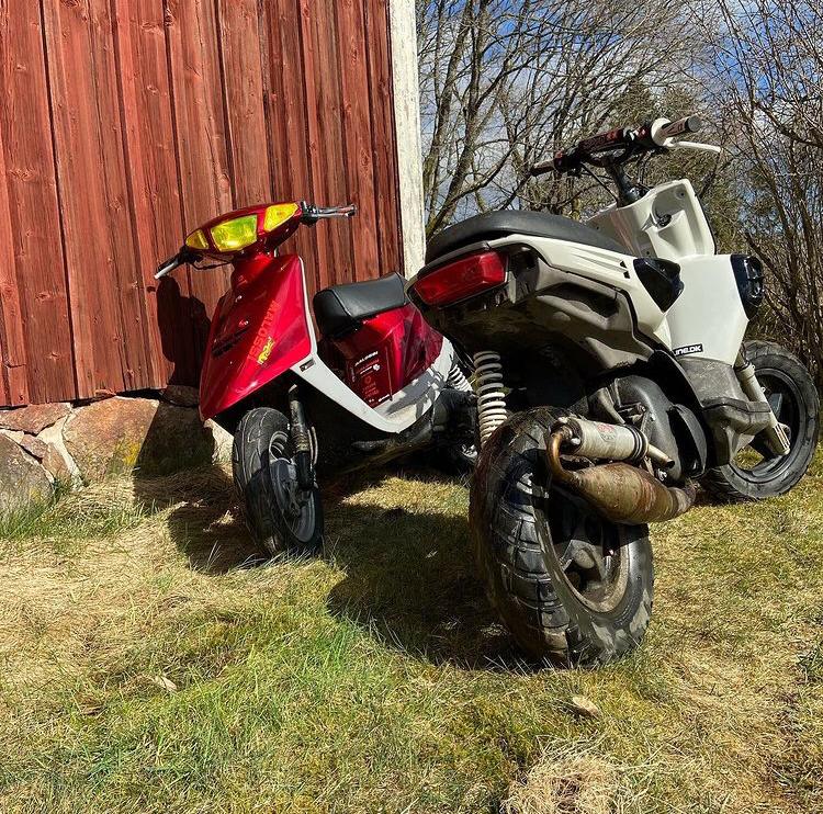 Yamaha Slider (Stunt MBK) - Billeder af scootere - Uploaded af •4295•A.K*