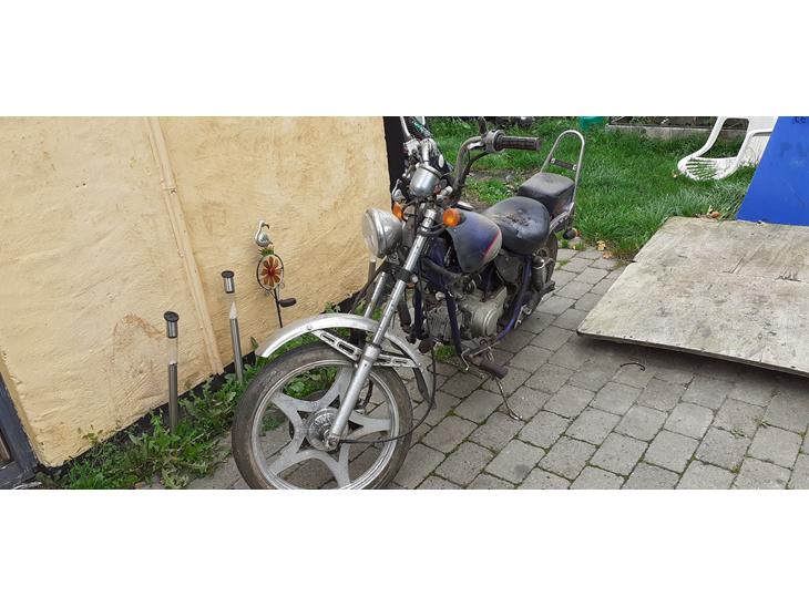 Kinroad Prince 50 - 2006 - Har haft den til at stå i 10+...