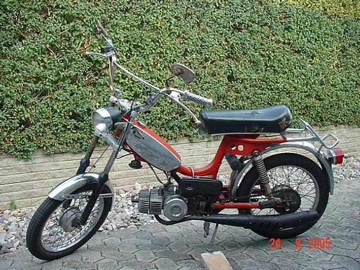 Veteraner Monark (SOLGT) - - Det er en gammel knallert, ve...