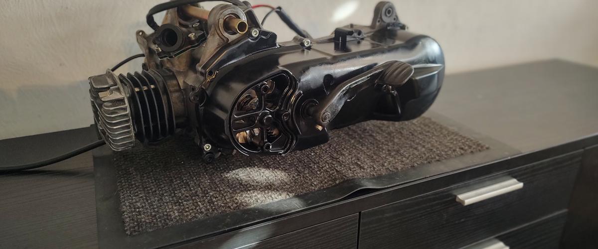 SOLGT Tilbud Nyrenoveret kort minarelli/Digta 50cc STD-motor med ...