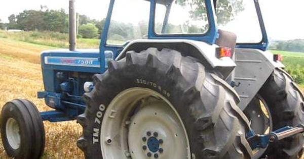 Ford 7500 300 hk !!!!! - Off Topic - Video - Uploadet af Mickey G