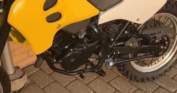 Suzuki rmx 50 gul 180cc motor - Stylingprojekter - Video - Uploadet af ...