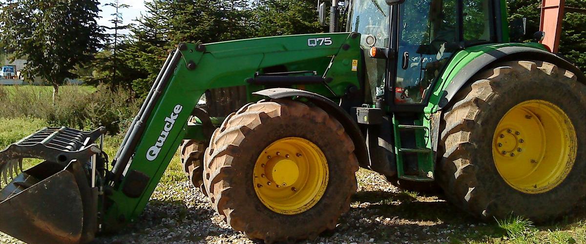 John Deere 6930 premium - 2009 - det er en john deere den er j...