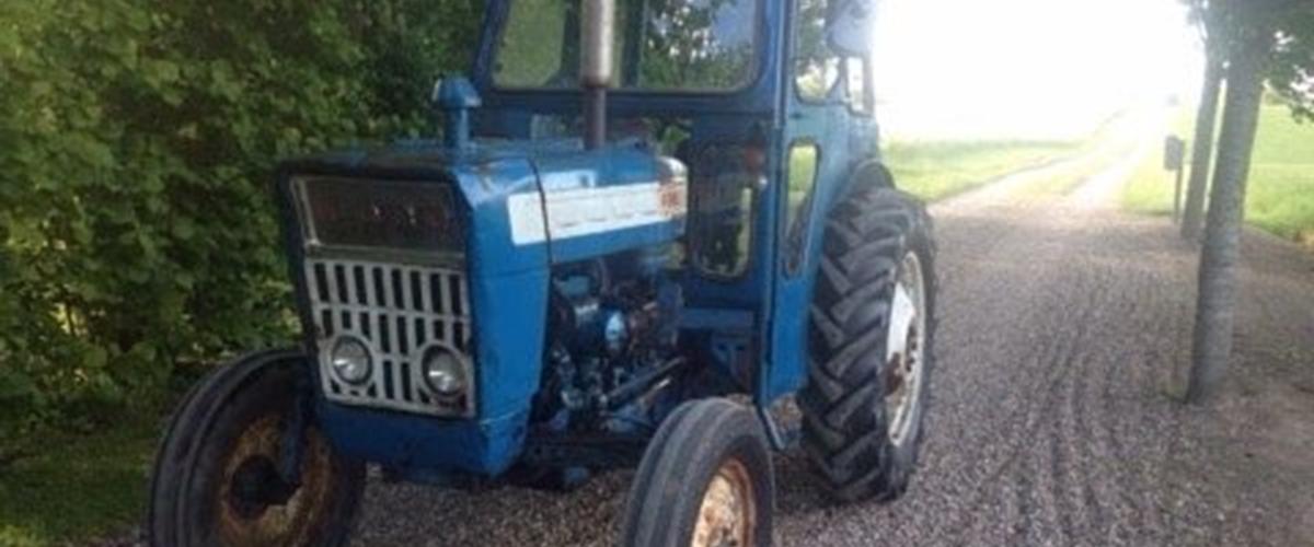 Ford 3000 - 1975 - Dejlig lille 3000. Med kun 50...