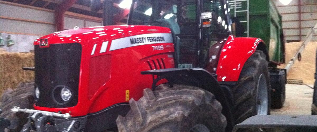 Massey Ferguson 7499 - 2012 - den køre 4 meter såmaskine og...